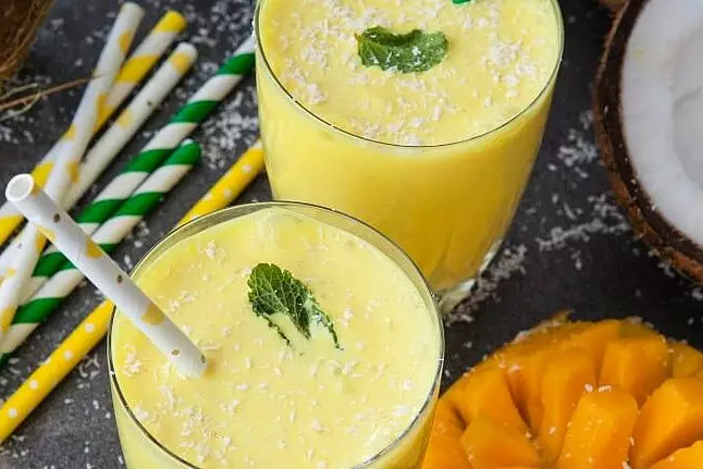 Shake Recipe: Mango Coconut Ginger Shake